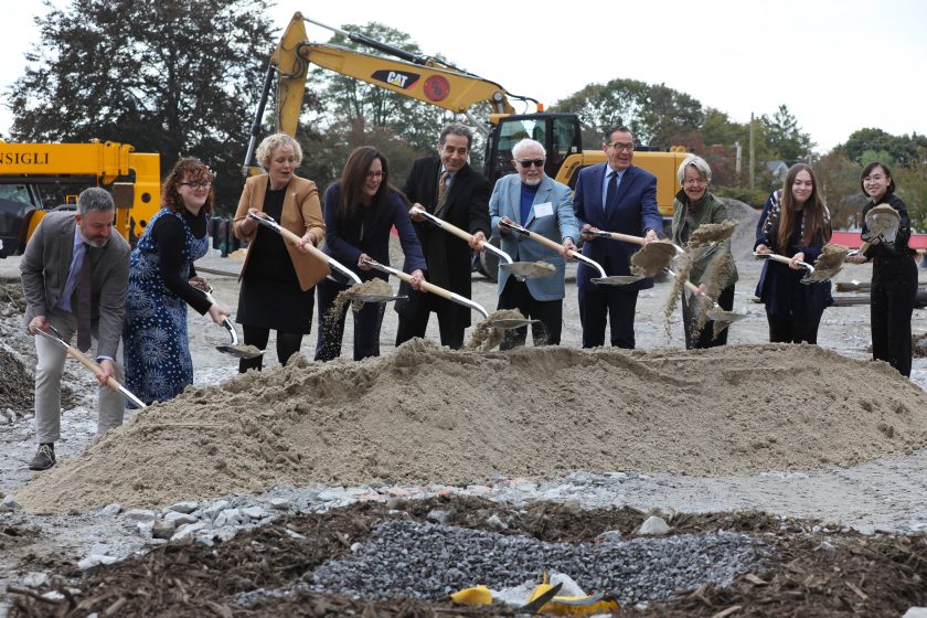 Award-winning actor, USM alum Tony Shalhoub breaks ground on new Crewe ...