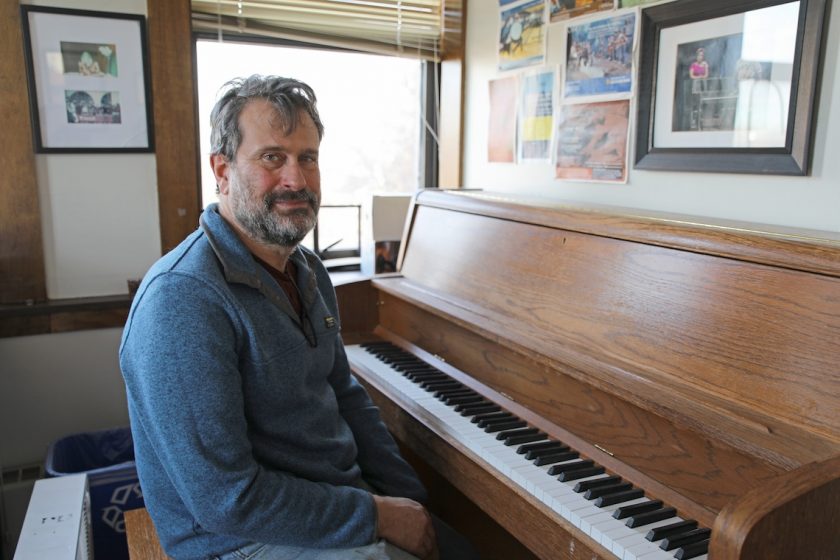 New alma mater unites Huskies in song – News