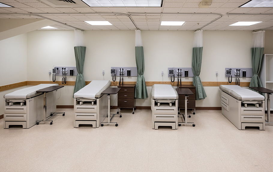 Lab and Simulation Center Photos – School of Nursing